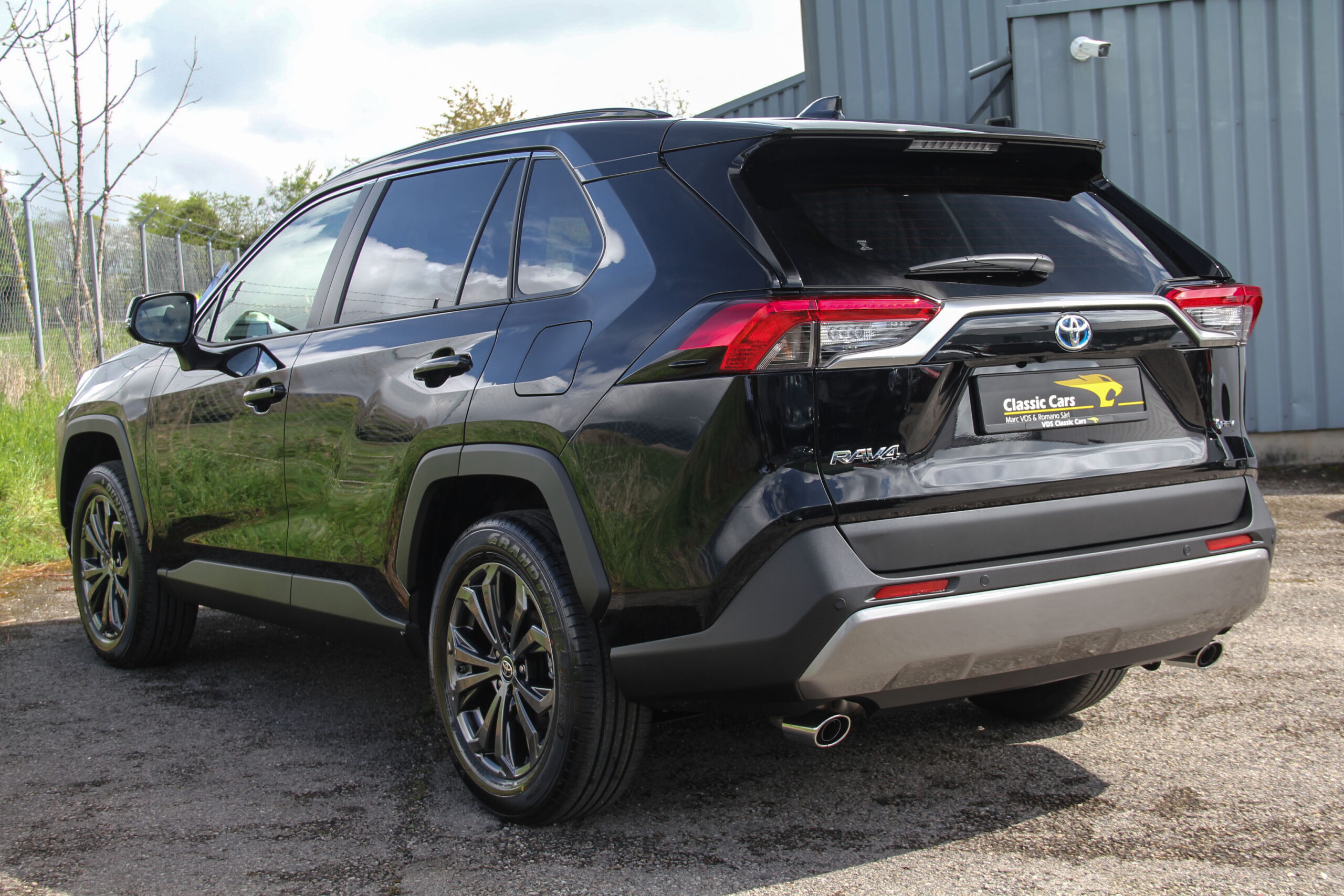 TOYOTA RAV-4 2.5 HSD Trend e-CVT – VDS Classic Cars